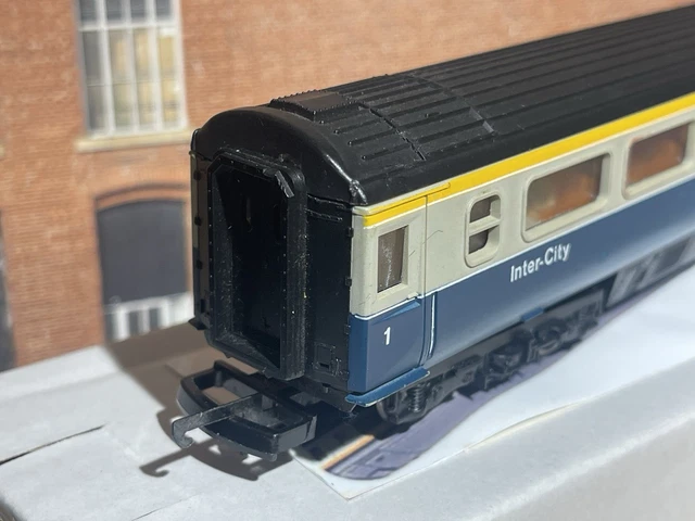 LIMA OO GAUGE Model Railway HST Intercity 125 First Class Mark 3 Coach ...