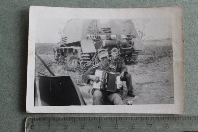 FOTO PHOTO JA Panzer Panzerhaubitze Hummel Wespe SDKFZ Sd.Kfz. Musik ...