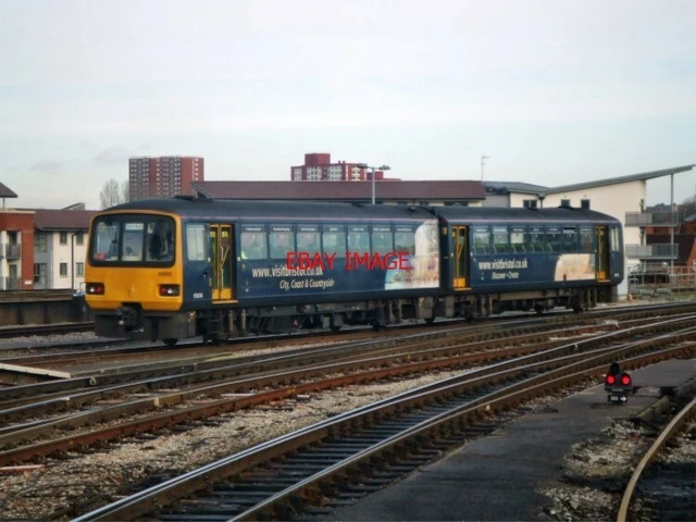 PHOTO CLASS 143 Pacer 2-Car Dmu No 143 612 Leaving Bristol Temple Meads ...