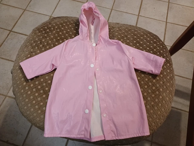 VÊTEMENT DE POUPÉE, un imper ciré rose à capuche t 45/50 EUR 3,00 ...