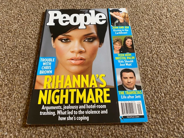 PEOPLE MAGAZINE 2/3/2009 Rihanna John Travolta Salma Hayek Kristy ...