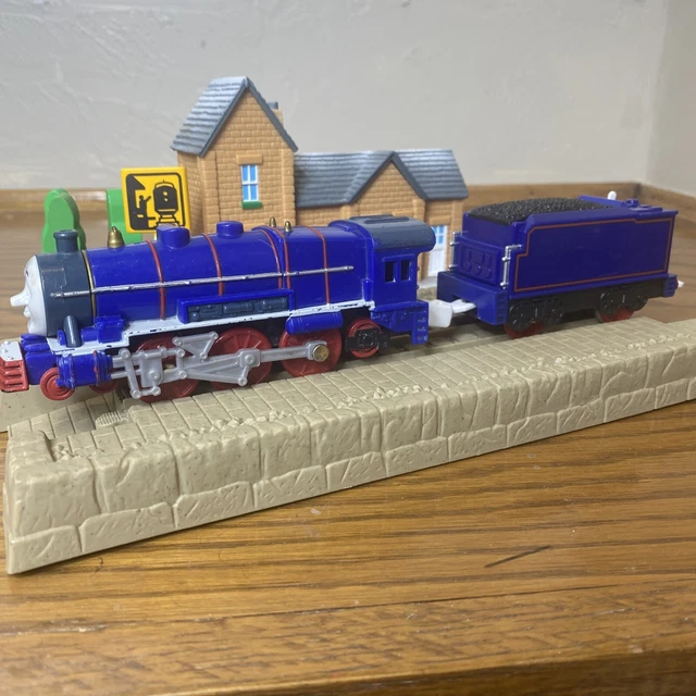 THOMAS & FRIENDS Trackmaster Hank Motorized Train Tank Engine HIT Toy ...
