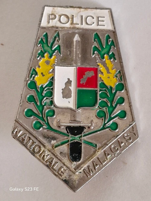 INSIGNE POLICE NATIONALE MADAGASCAR. EUR 20,00 - PicClick FR