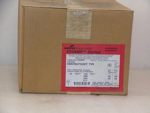 COOPER CROUSE HINDS VMVS070/MT 70 W High Pressure Sodium Luminare ...