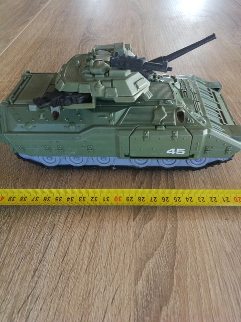 RARE ! VINTAGE Micro Machines Battle Zones Super Tank Transporteur LGT ...