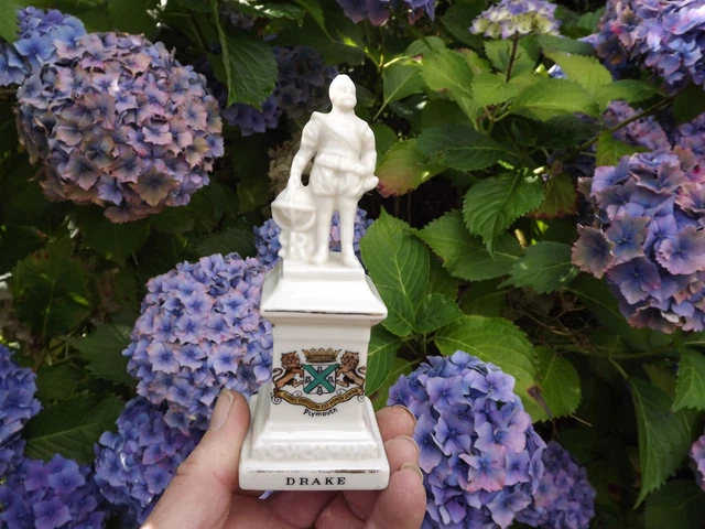 DEVONIA ART CRESTED China of Drake's Statue with crest of Plymouth £14. ...