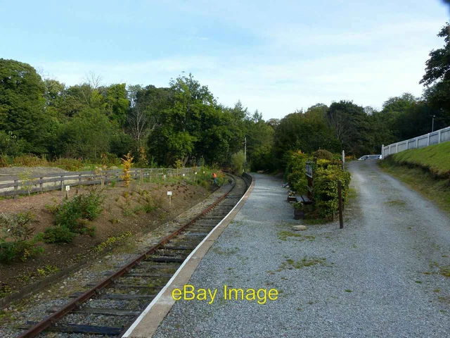 PHOTO 6X4 KEITH Town Station The east end with the track disappearing ...