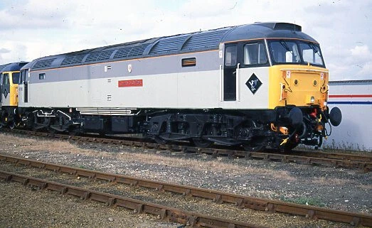 ORIGINAL COLOUR SLIDE of 47402 BR class 47 diesel loco £1.35 - PicClick UK