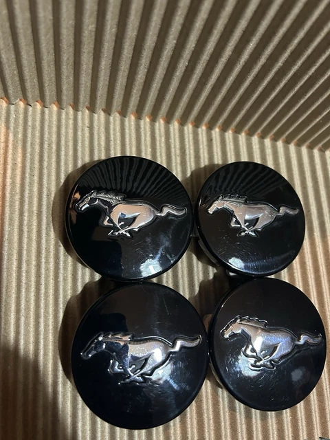 4X ORIGINAL FORD Mustang Rad Naben Kappen Felgen Deckel Radzier Emblem ...