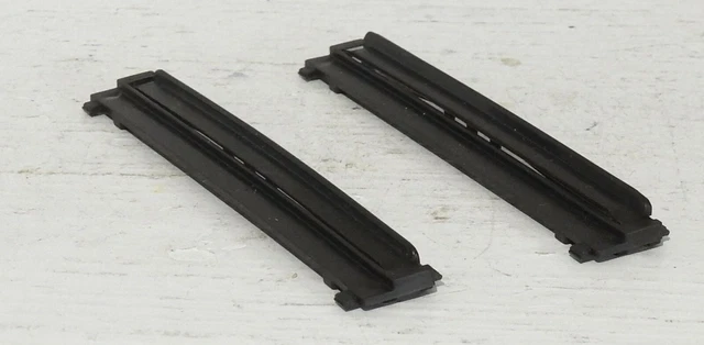 2 HORNBY OPERATING Royal Mail Coach Set Activating Ramps R416, R413 ...