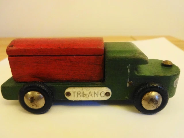 TRIANG WOODEN TRUCK IN GREEN/RED 1950s/1960s VINTAGE COLLECTABLE £46.90 ...