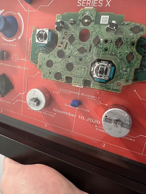 XBOX BLUE CONTROLLER X Series Teardown in shadow box Wall Art EUR 169 ...