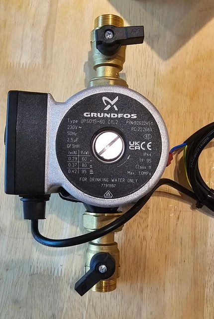 GRUNDFOS UPS 15-60 Circulating Pump 1 INCH BSP 15/60 OEM From Ecodan Cylinder £100.00 - PicClick UK