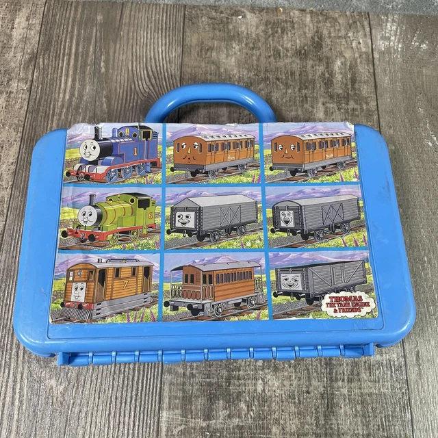 THOMAS THE TANK Engine & Friends Blue Case W/9 Train Cars Vintage 1992 ...