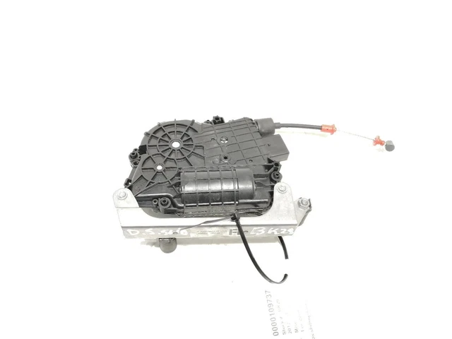 MERCEDES VITO SLIDING Door Motor Right Side A4477600110 W447 2014 ...