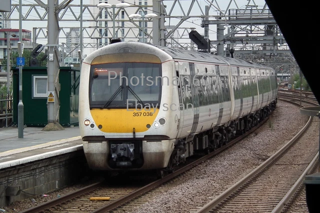 CLASS 357 357038, 4 car EMU, in C2C at Stratford £0.95 - PicClick UK
