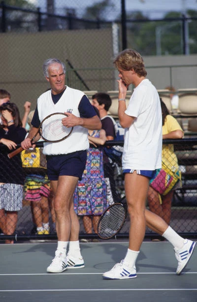 SWEDISH TENNIS PLAYER Stefan Edberg pictured with his tennis coac - Old ...