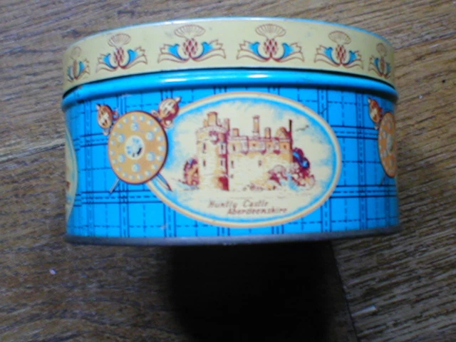 BILSLAND BROTHERS LTD. Biscuit Tin with FIVE SCOTTISH CASTLES £10.00 ...