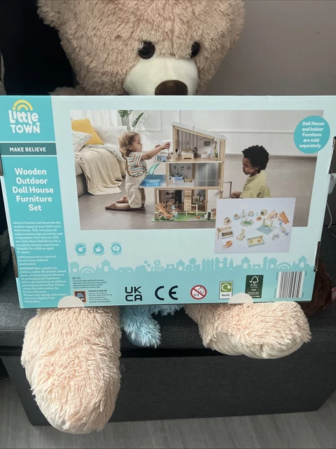 LITTLE TOWN WOODEN Outdoor Doll House Furniture Set for Kids Age 3 £30. ...