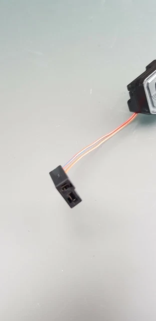 ORIGINAL MERCEDES BENZ C-Klasse W205 Außenspiegel Umfeldbeleuchtung ...