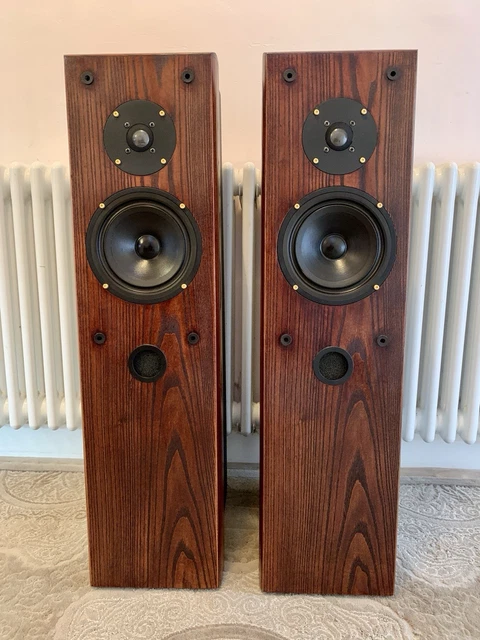 RUARK ACOUSTICS TALISMAN 1 Audiophile loudspeakers Finished in Walnut ...