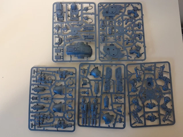 WARHAMMER 40K IMPERIAL Knights Armiger Warglaive / Helverin full sprue ...
