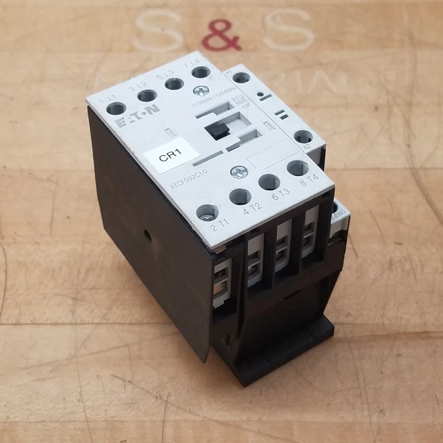 EATON XTCF032C10A CONTACTOR, 110V, 50Hz, 120V, 60Hz Coil, 32A, 4 Pole ...