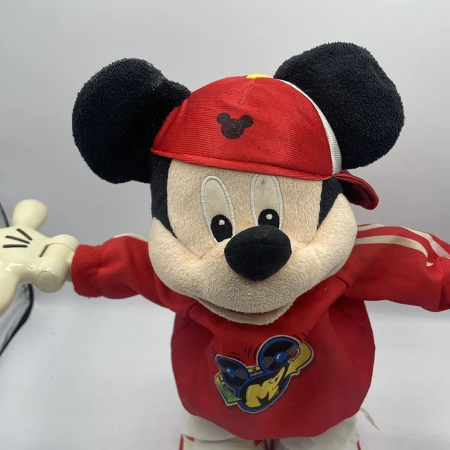 DISNEYS FISHER PRICE M3 Master Moves Mickey Mouse Hip Hop Break Dance ...