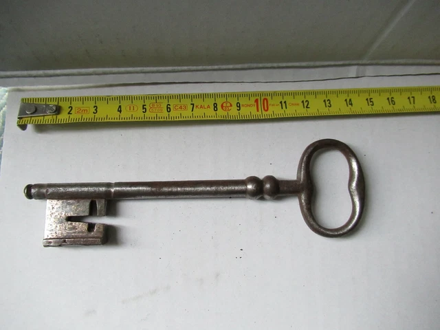 ANCIEN CLE CLEF Antique Old Key Alter Schlüssel Vecchia Chiave Llave ...