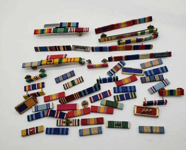 POST WW2 VIETNAM US Army Military lot Mixed Ribbon Bar Insignia pin Lot ...