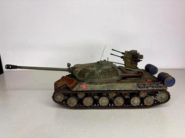 BUILT PAINTED 1:35 IS-3 Soviet Union Heavy Tank Modell Panzer Model EUR ...