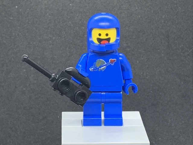 LEGO BENNY - Smile / Scared Minifigure The LEGO Movie 2 tlm107 Set ...