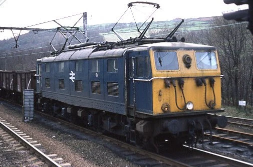 ORIGINAL COLOUR SLIDE of 76039 BR class 76 Woodhead electric loco £9.20 ...