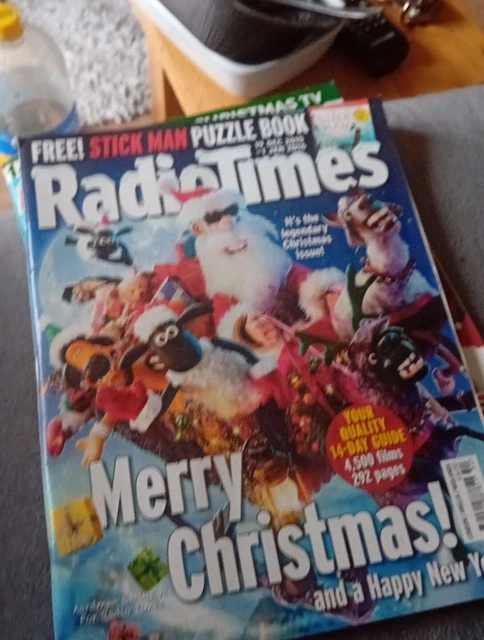 CHRISTMAS RADIO TIMES MAGAZINE December 2015 Bumper Issue (1) £15.34 ...
