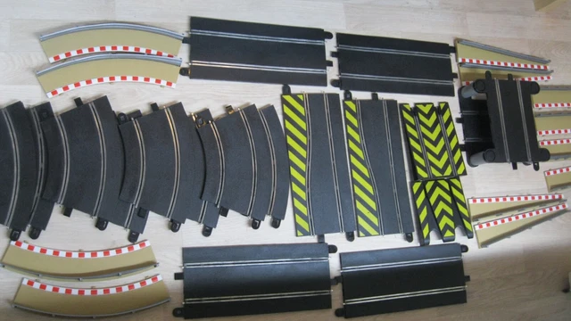 SCALEXTRIC SPORT TRACK and Boarder / Barriers Bundle £37.12 - PicClick UK