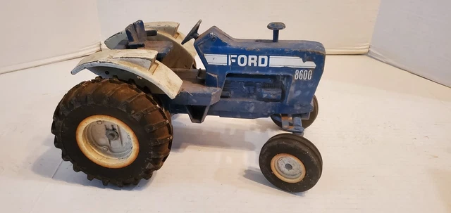 VINTAGE ERTL TOYS Blue Ford 8600 1/12 Scale Die-Cast Metal Toy Tractor ...
