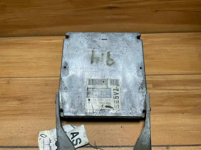 1999-01 TOYOTA 4RUNNER 3.4L A/T 4x4 ECU ENGINE CONTROL MODULE OEM 89666 ...