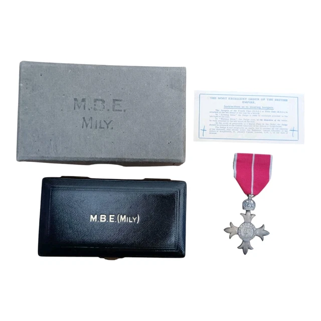 MILITARY M.B.E. MEMBER Of The British Empire Royal Mint Full Size ...
