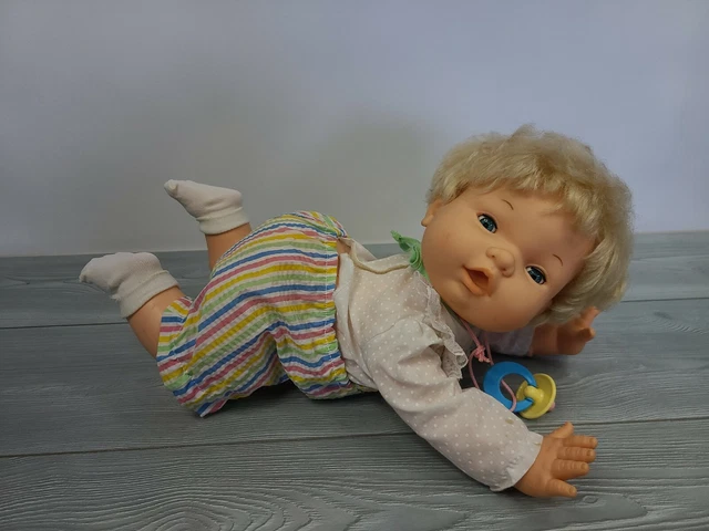 VINTAGE OOPSIE DAISY Doll Baby Irwin Crawls Falls & Cries Outfit ...