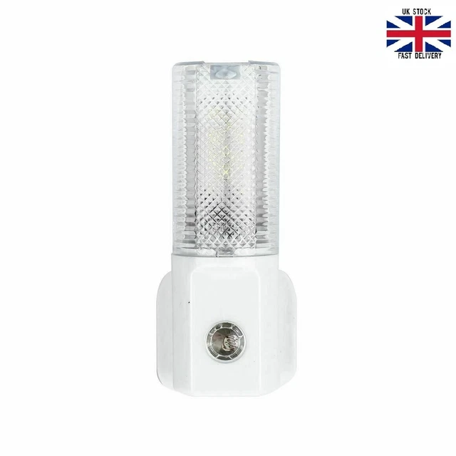NEW AUTO ON Off LED Plug In Night Light Dusk To Dawn Energy Saving ...