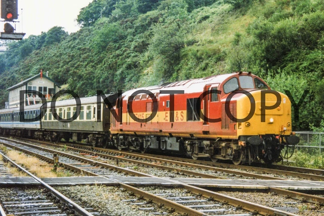 UK DIESEL TRAIN Railway Photograph Of Class 37 37415 Loco. Rm37-1242 £1 ...