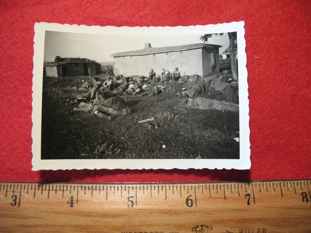 WORLD WAR 2 WW2 Original photo German Wehrmacht injured troops on ...