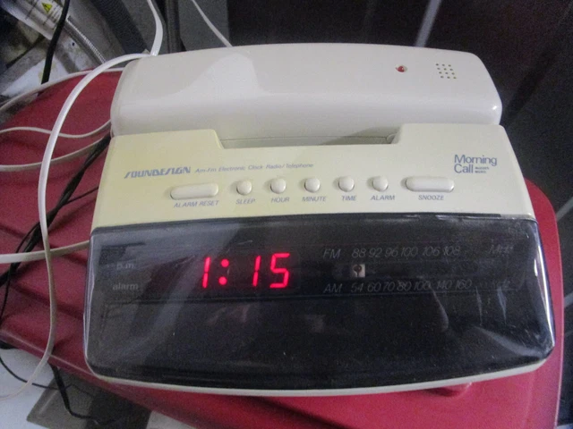 SOUNDESIGN MORNING CALL Clock Radio (Am/Fm) Telephone Alarm Clock 7539 ...