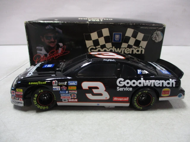 ACTION 1995 DALE Earnhardt GM Goodwrench Service BWB 1/24 Lot 2 EUR 6 ...