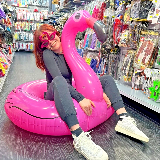 GIANT INFLATABLE SWIM Ring Ride On Swan Flamingo Pool Beach Water Kids ...