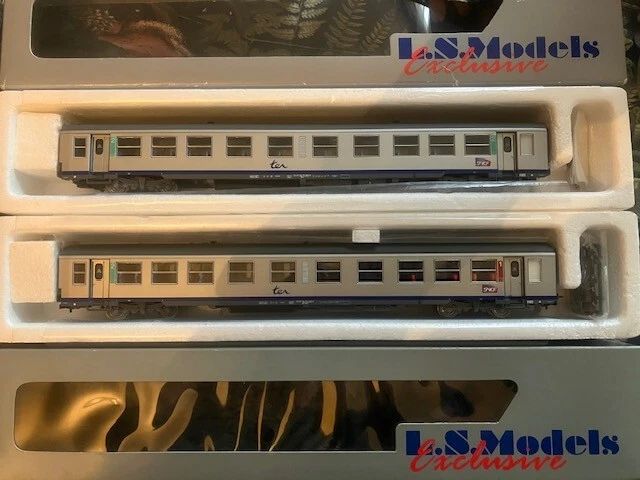 LOT 2 VOITURES Usi "Ter" Nouveau Logo Ls Models 40009 EUR 159,00 ...