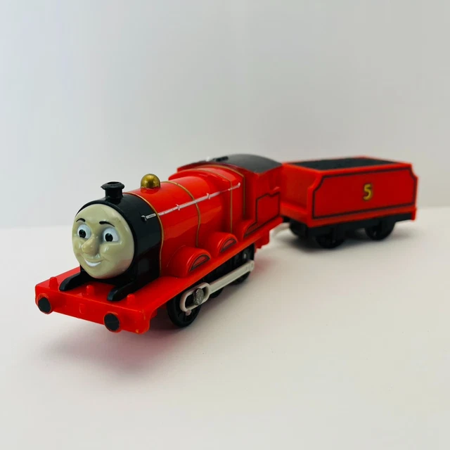 THOMAS & Friends James TrackMaster Train Engine Motorized 2009 £27.48 ...