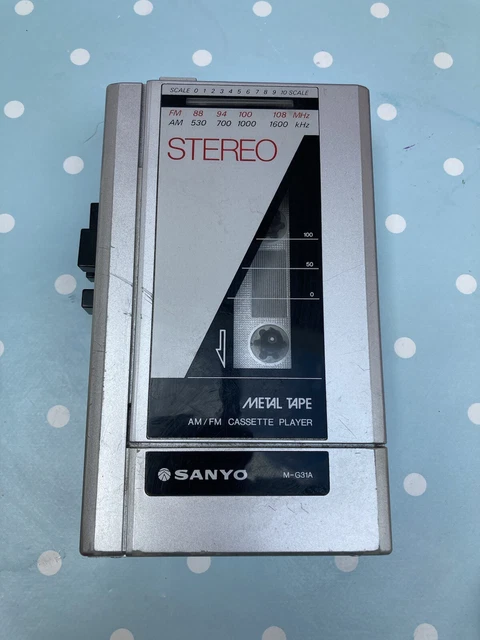 SANYO WALKMAN AM/FM cassette player £24.59 - PicClick UK