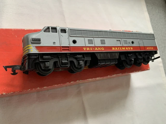 TRIANG RAILWAYS R55 TC B-B Diesel Loco. Early Model. Boxed. GWO. VGC. £ ...