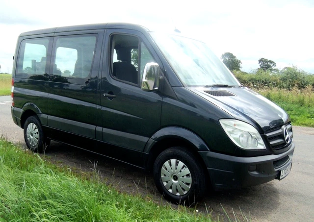 MERCEDES SPRINTER 209 Swb Auto Passenger Upfront Access Wheelchair Lift ...